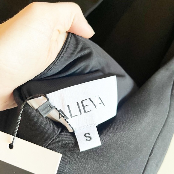 Alieva | Dresses | Nwt Alieva Elvia One Sleeve Black One Shoulder ...